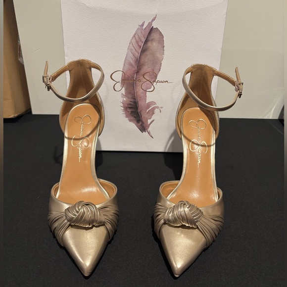 Jessica Simpson | Shoes | Jessica Simpson Shoes Wirlin Gold Champagne ...
